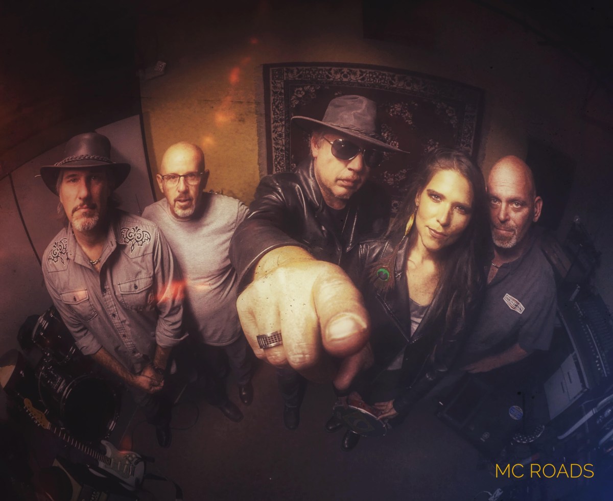MC ROADS TO RELEASE NEW SINGLE – THE SYMPHONY OF ROCK